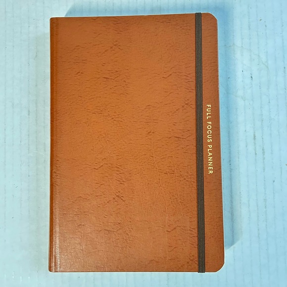 Michael Hyatt & Co. | Office | Full Focus Planner Michael Hyatt Faux ...